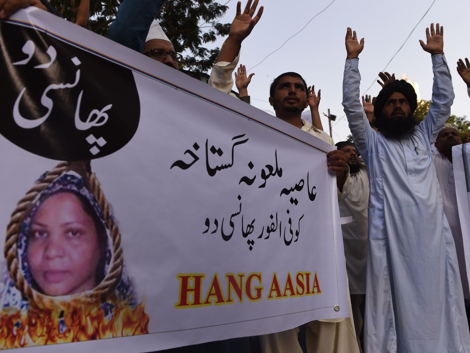 Christian Asia Bibi's Release Delayed As Islamists Want To Publicly ...