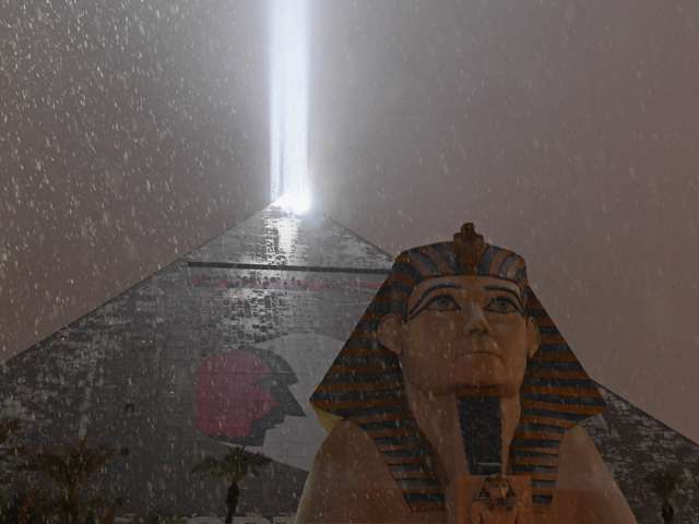 Vegas Luxor snow-capped pyramid - Signs Of The Last Days